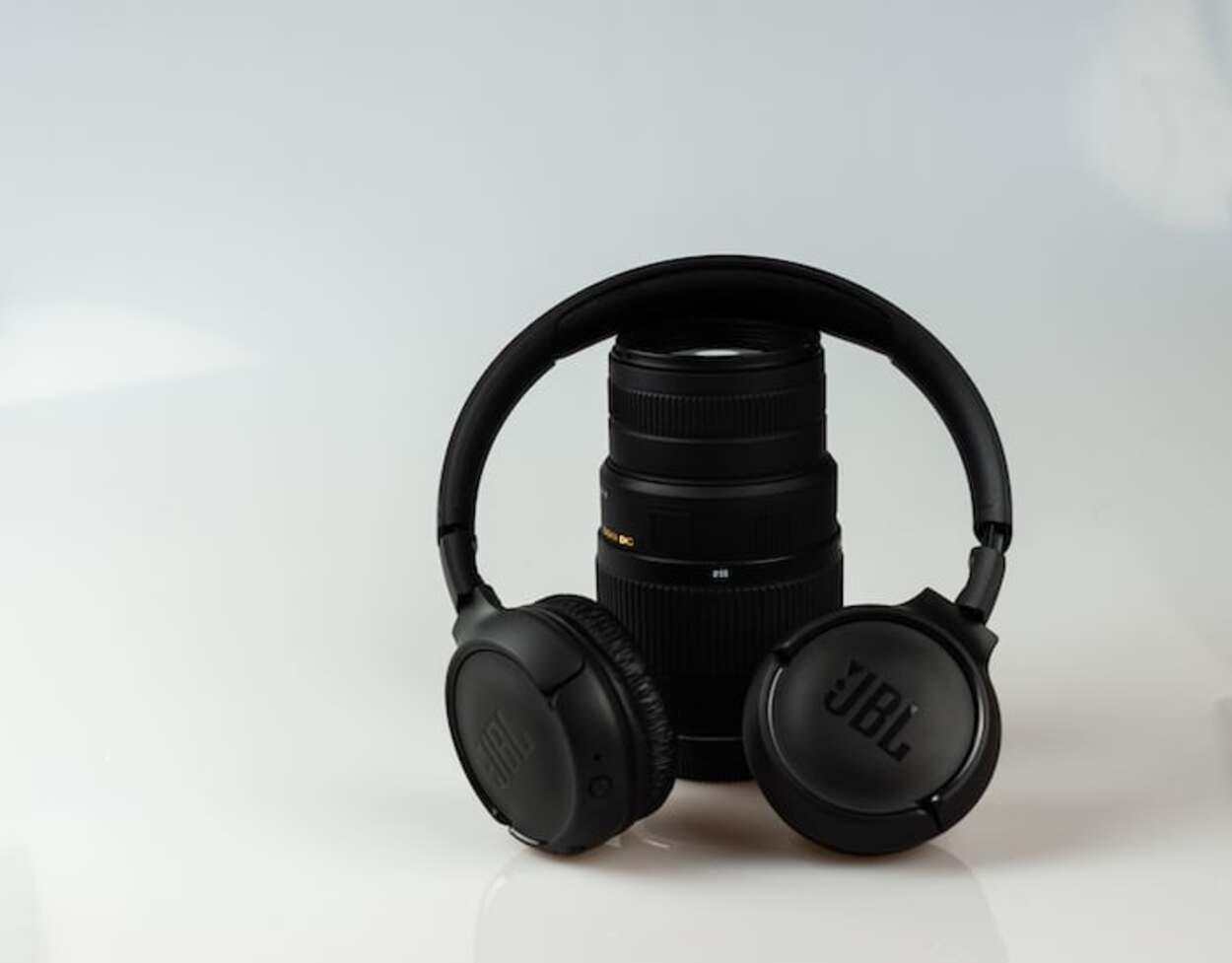 JBL Quantum 800 Not Working (Troubleshoot) – audiolgy.com